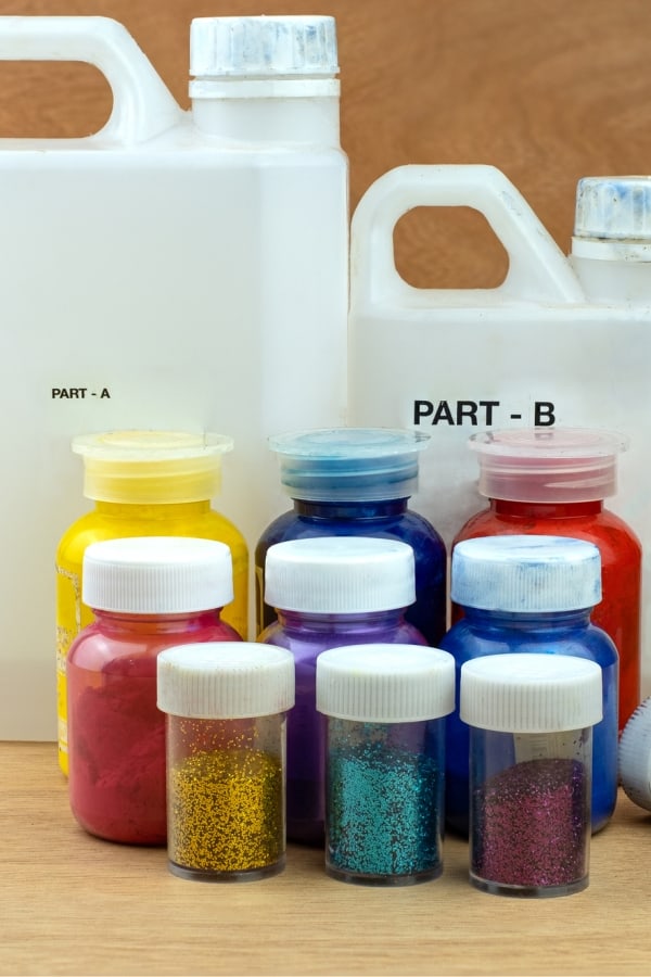 Casting Resin Kits Guide - JustCraftingAround